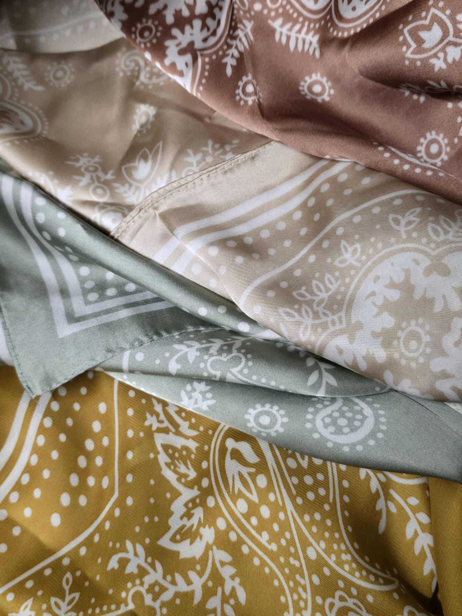 Wild Rag | Multipurpose Bandana – Farm and Hive